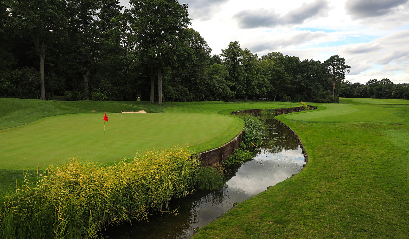 Golf course features and infrastructure - MJ Abbott